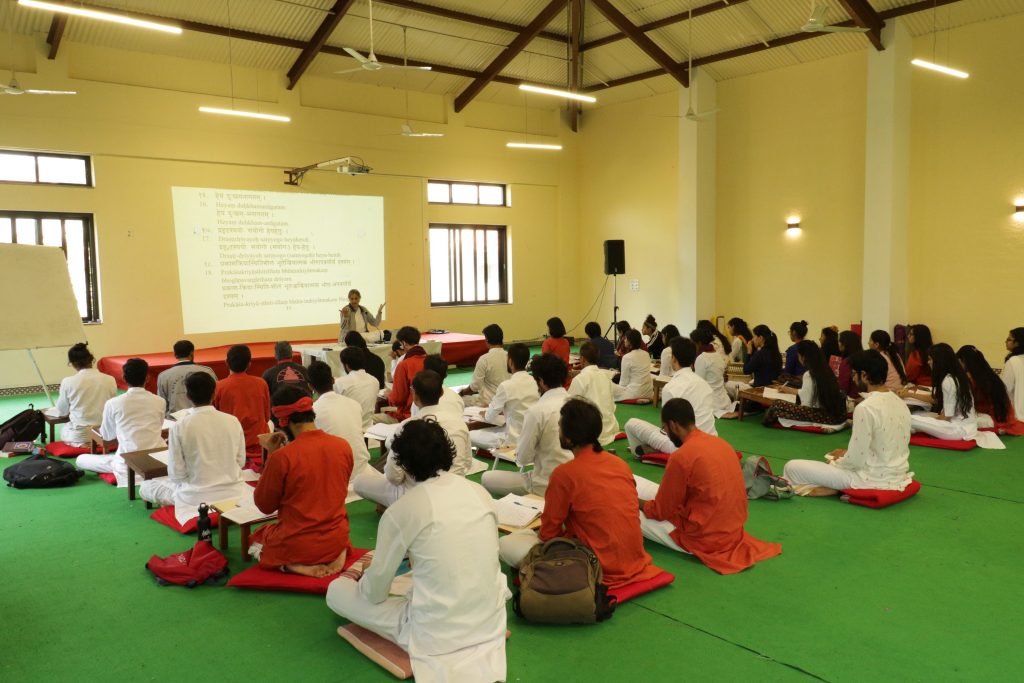 Foundation Course In Yoga KaivalyaDhama Foundation Course In Yoga KaivalyaDhama